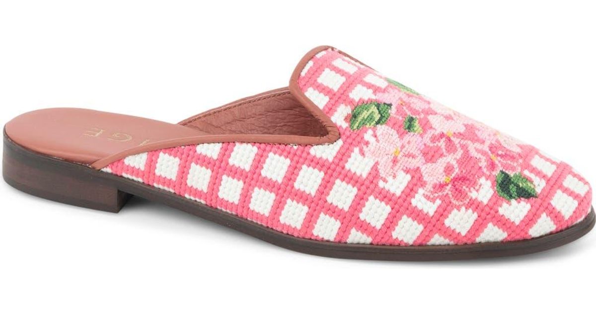 PAIGE Needlepoint Hydrangea Mule in Pink | Lyst