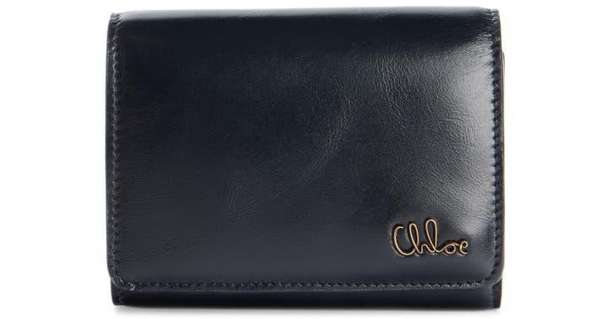 Chloé Iconic Leather Trifold Wallet in Gray | Lyst