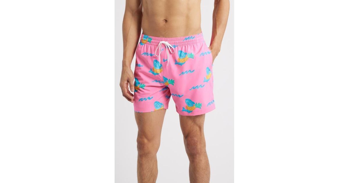 Chubbies Pineapple Floaters Classic Lined 5.5-Inch Swim Trunks in Pink ...