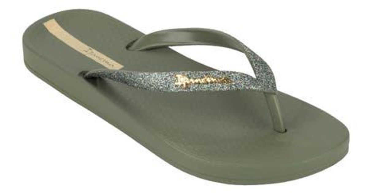 Ipanema Ana Sparkle Flip Flop in Green | Lyst