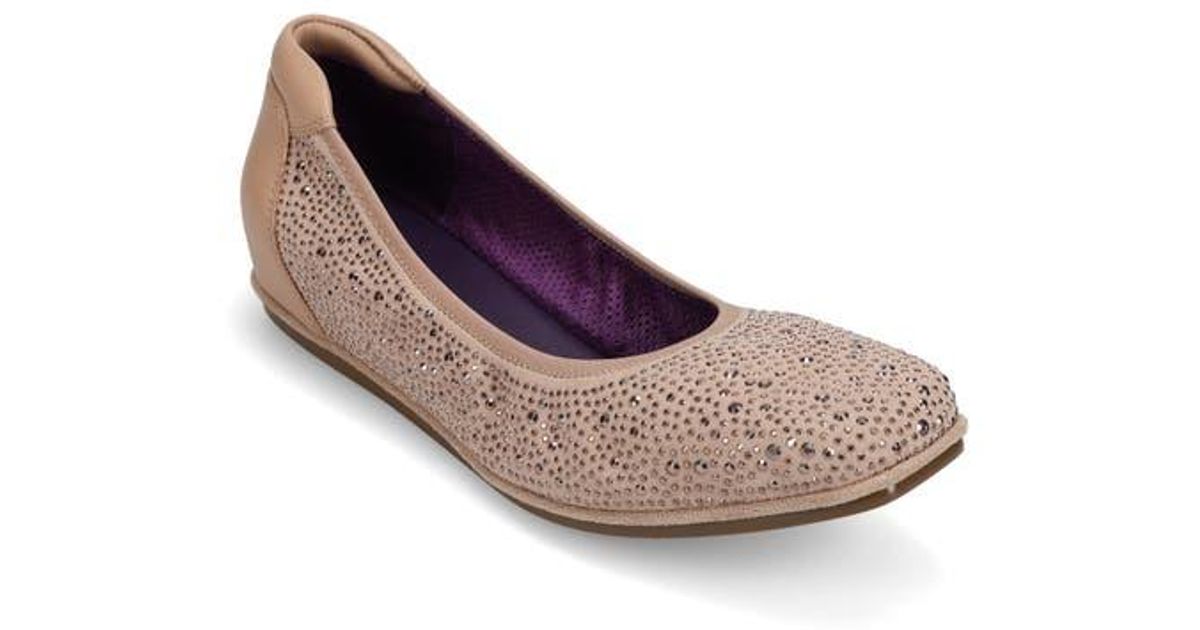 Vaneli Gisel Skimmer Flat in Purple | Lyst