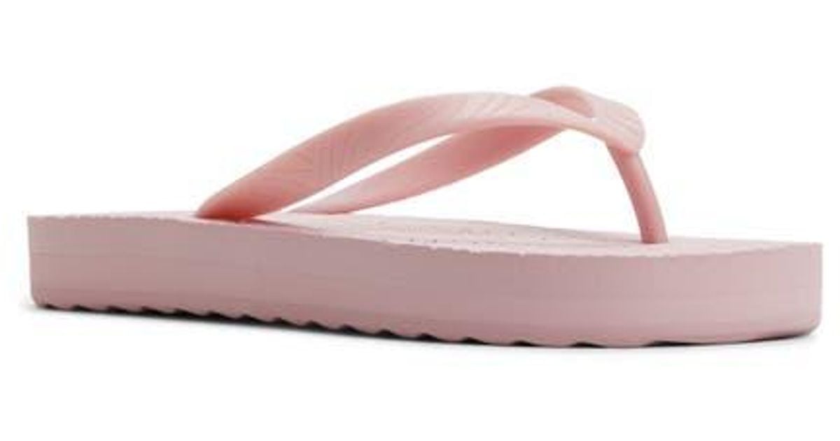 Roxy Beach Up Platform Flip Flop in Pink | Lyst