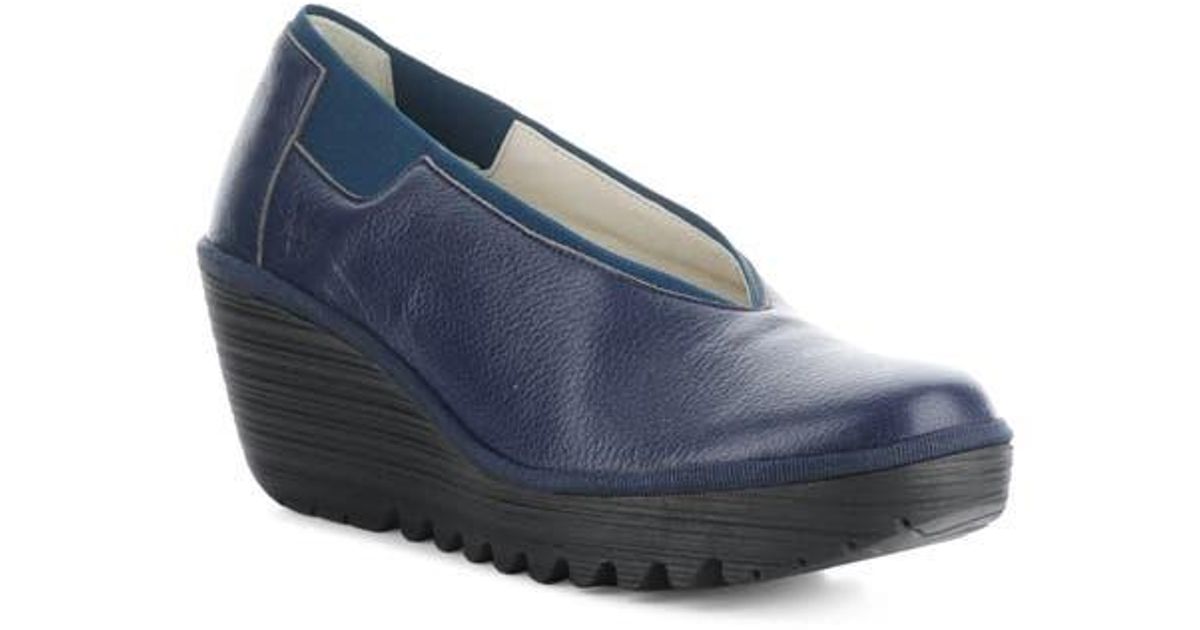 Fly London Yoza Wedge Ballet Shoe in Blue | Lyst