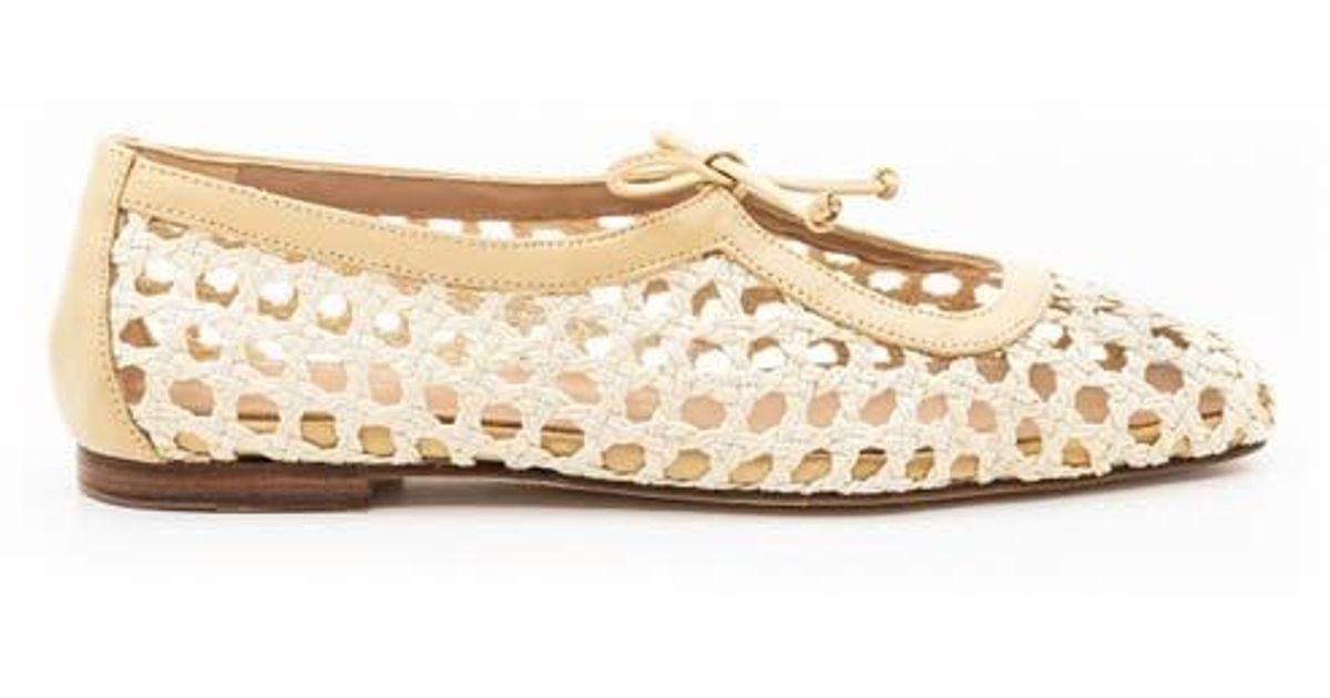 Andrea Gomez Amelia Raffia Ballet Flat in Natural | Lyst