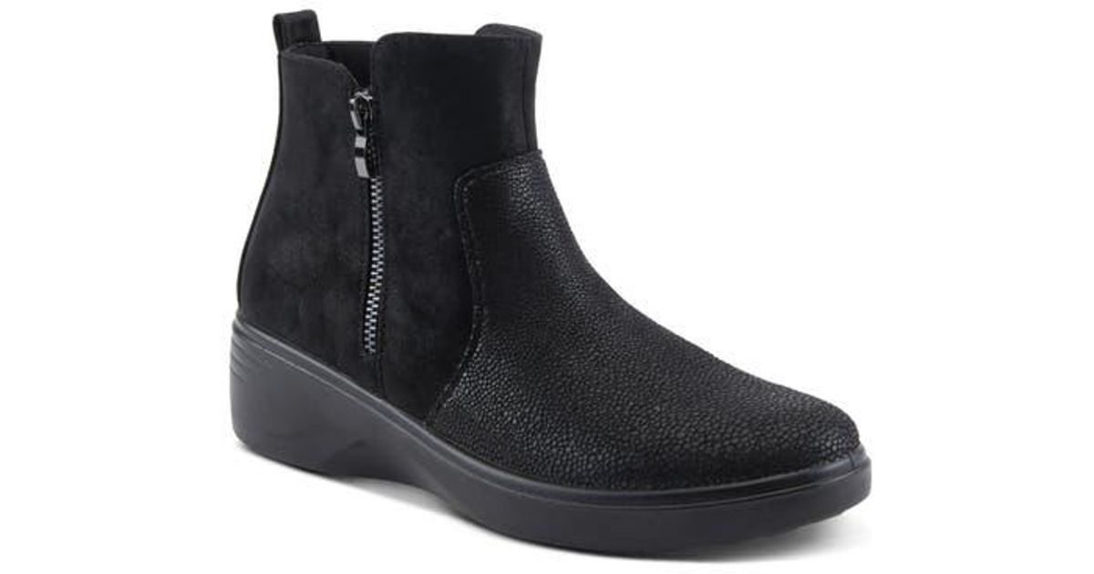 Flexus by Spring Step Yancey Wedge Ankle Boot in Black | Lyst