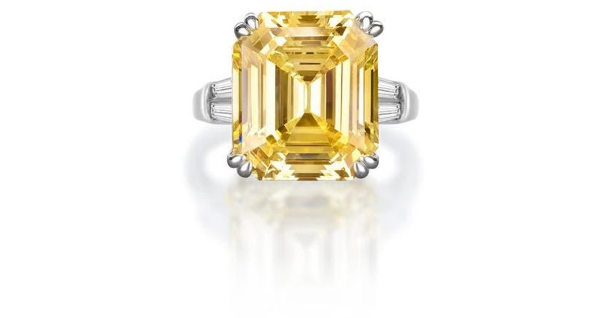 Anna Zuckerman Cali 10 Carat Diamond Crystalline Ring in Metallic | Lyst