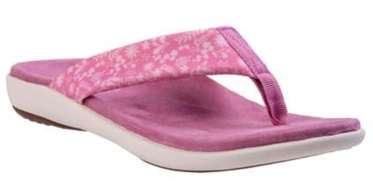 Revitalign Euphoria Flip Flop in Pink | Lyst