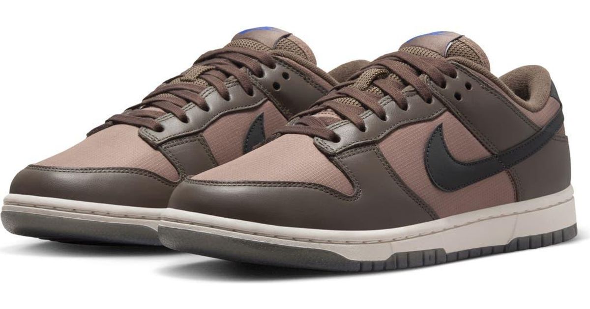 Nike Dunk Low Basketball Sneaker in Brown | Lyst
