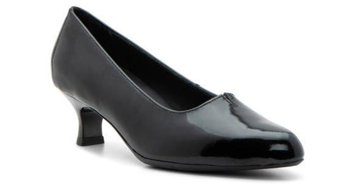 Ara Kit Kitten Heel Pump in Black | Lyst