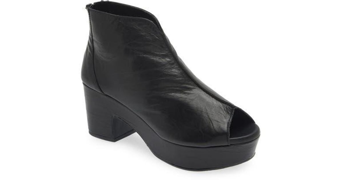 Chocolat Blu Gion Peep Toe Platform Bootie in Black | Lyst