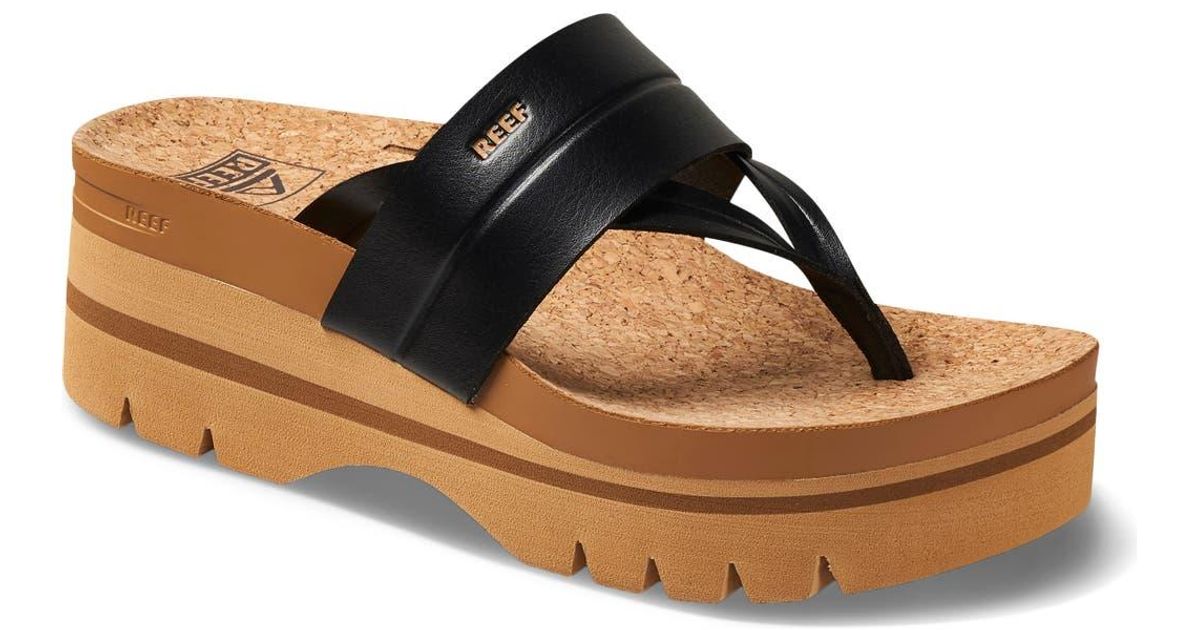 Reef Vista Higher Lennox Platform Flip Flop in Brown | Lyst