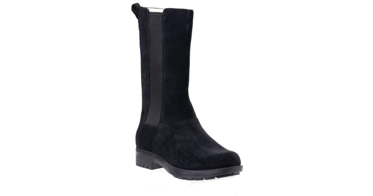 Revitalign Linden Side Stretch Panel Boot in Black | Lyst
