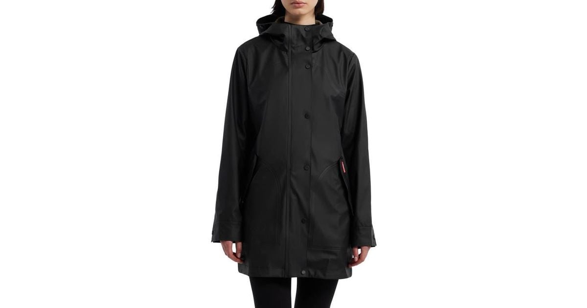 HUNTER Rubberized Waterproof Rain Jacket in Black | Lyst