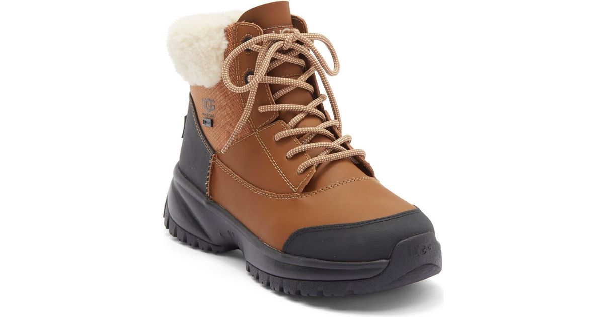 UGG Yose Fluff V2 Boot in Brown | Lyst