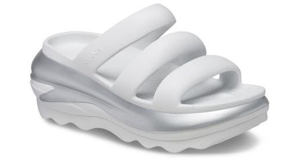 Crocs™ Classic Mega Crush Water Resistant Platform Sandal in White | Lyst