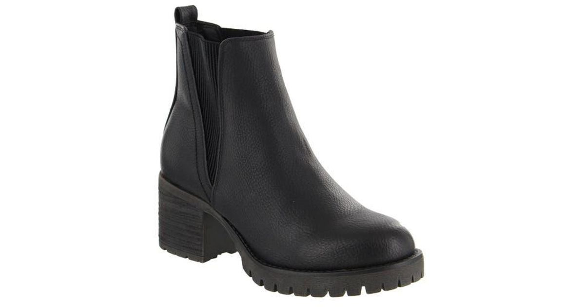 MIA Ribbed Chelsea Lug Sole Boots in Black | Lyst
