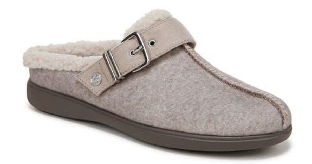 Bzees Eternity Faux Shearling Clog in Gray | Lyst