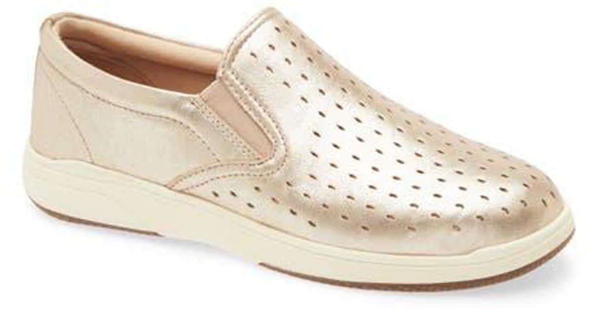 Earth Nel Laser Cut Slip-On Sneaker in Natural | Lyst