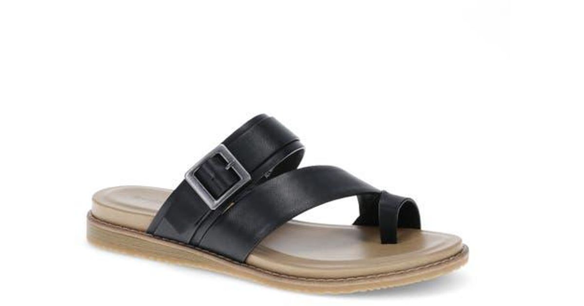 BareTraps Nat Slide Sandal in Black | Lyst