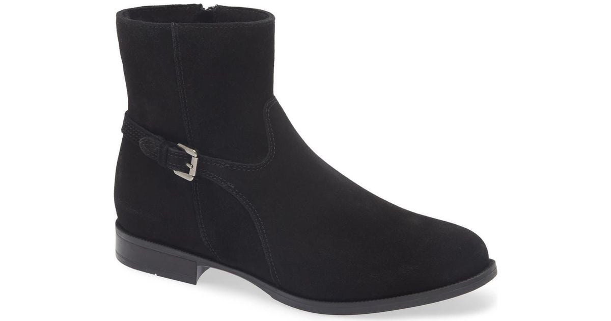 La Canadienne Lara Waterproof Boot in Black | Lyst