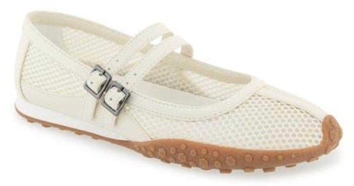 Kenneth Cole Violeta Mary Jane Flat in White | Lyst