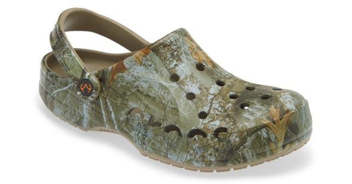 Crocs™ Gender Inclusive Realtree Edge Camo Baya Clog in Green for Men ...