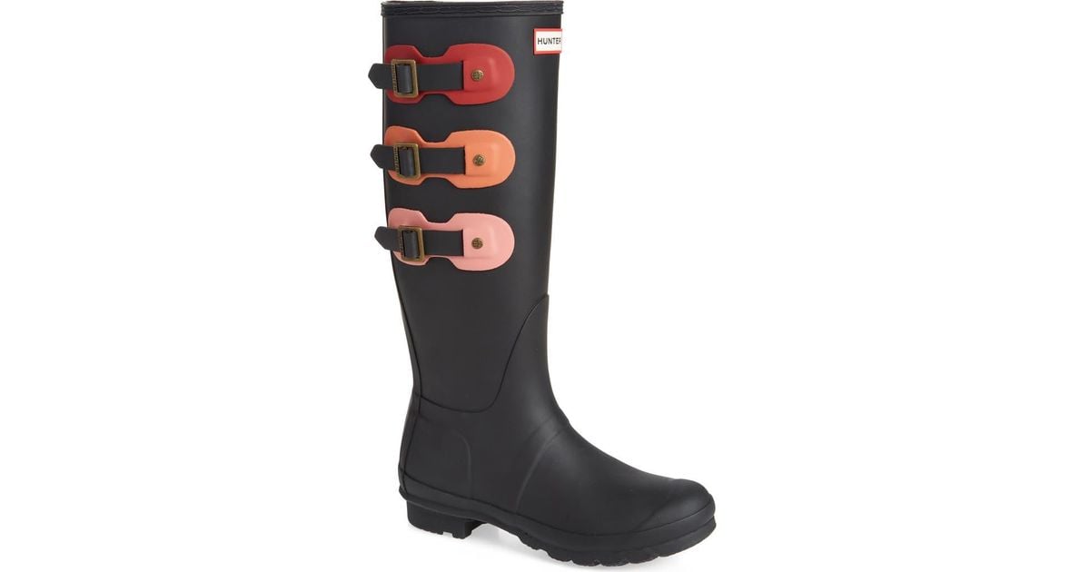 HUNTER Triple Buckle Tall Rain Boot in Black | Lyst