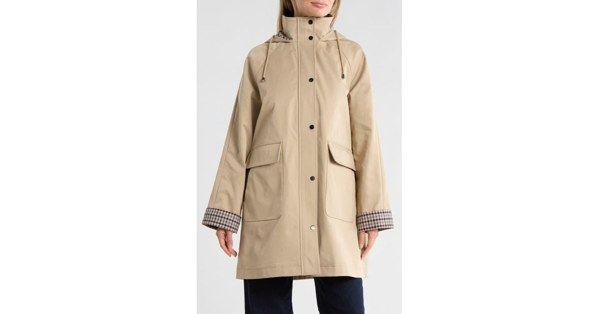 Bernardo Hooded Rain Coat in Natural | Lyst