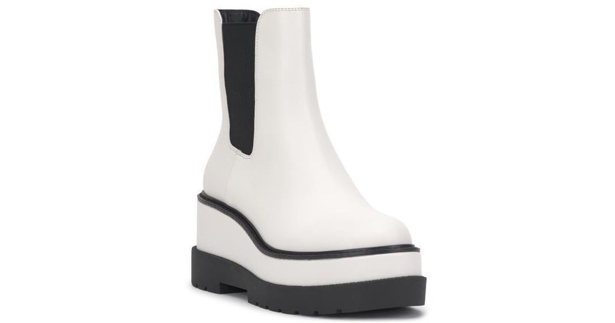Jessica Simpson Ivean Platform Wedge Boot in White | Lyst