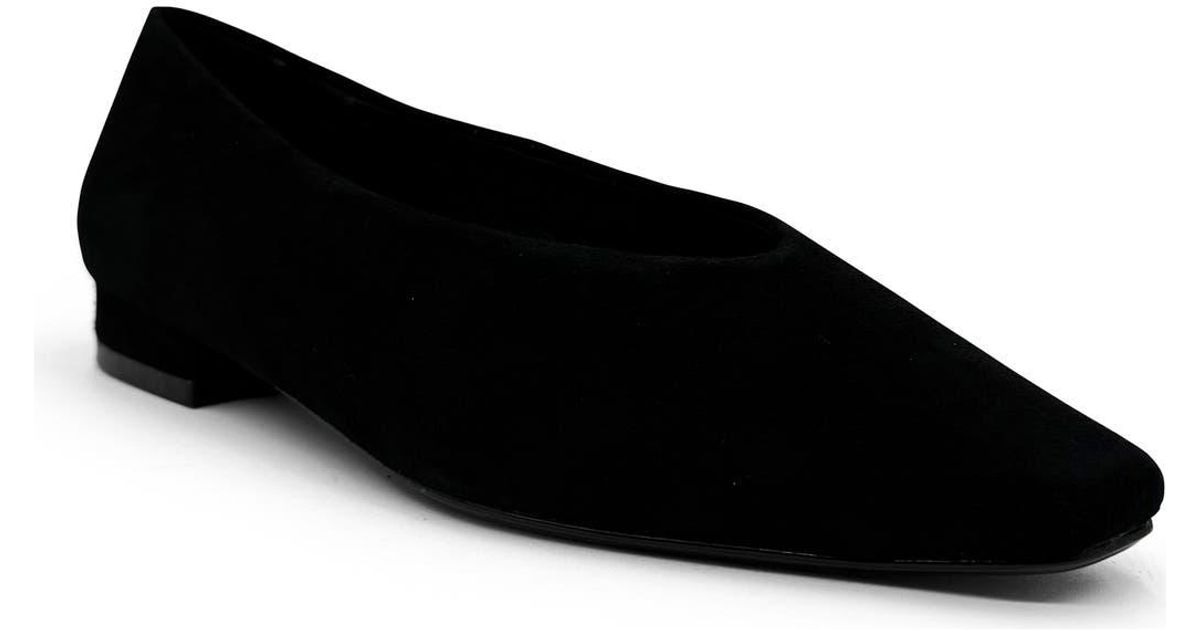 Chelsea Crew Slick Flat in Black | Lyst