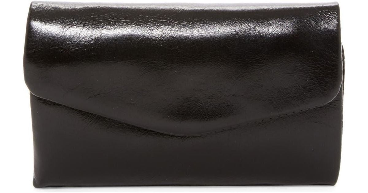 Hobo International Leather Snap-Flap Wallet in Black | Lyst
