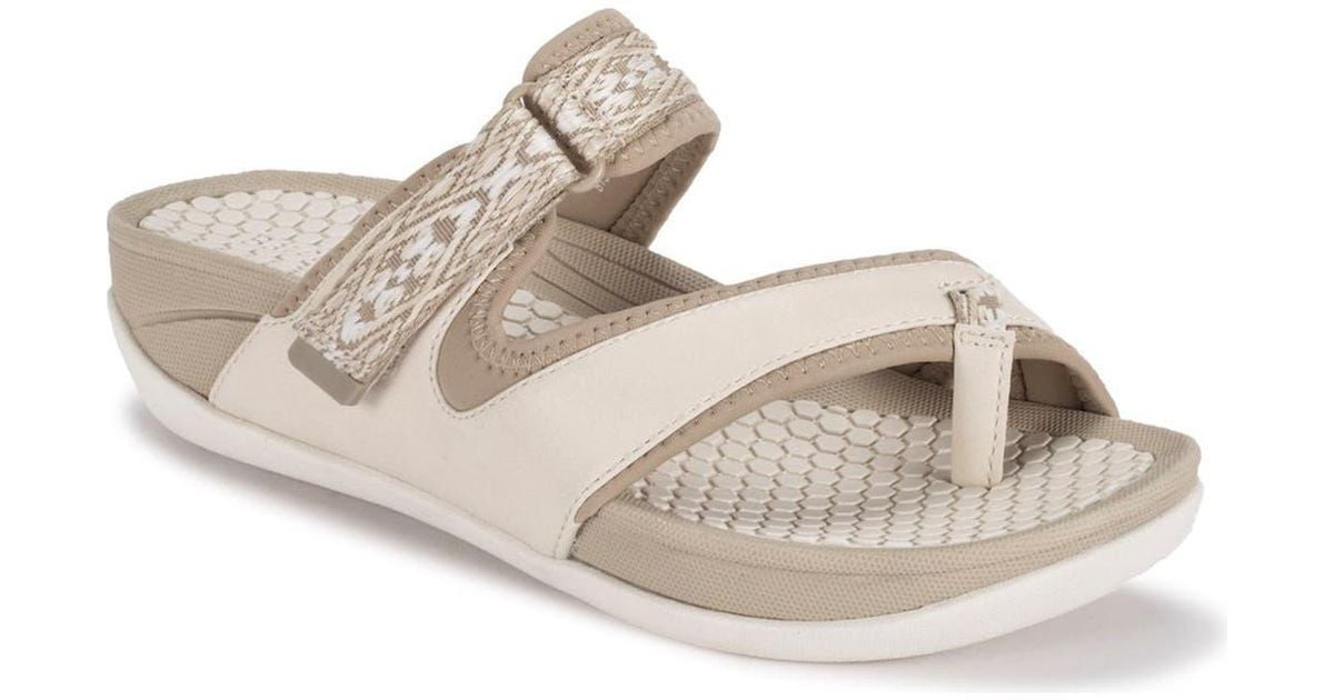 BareTraps Deserae Slide Sandal in Metallic | Lyst