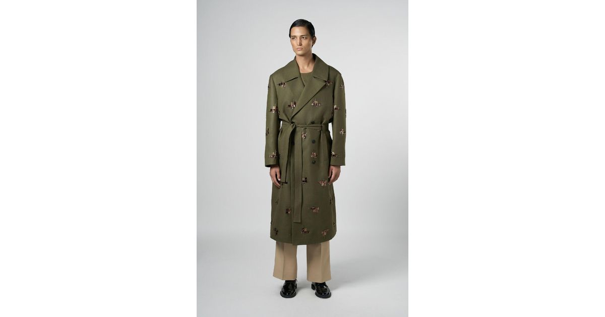 Line Outline Beam Embroidered Motif Trench in Green | Lyst