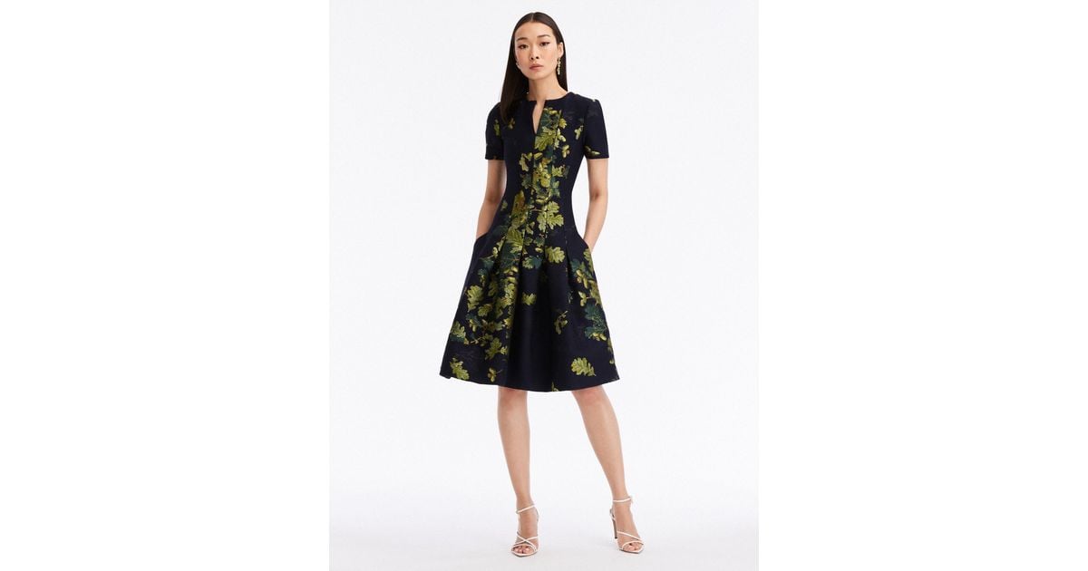 Oscar de la Renta Split Neck Acorn Jacquard Dress in Black | Lyst