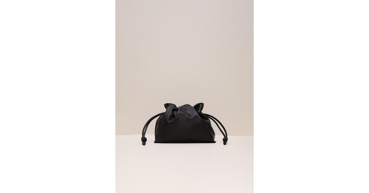 Phase Eight 's Black Leather Drawstring Soft Pouch Bag in Natural | Lyst UK