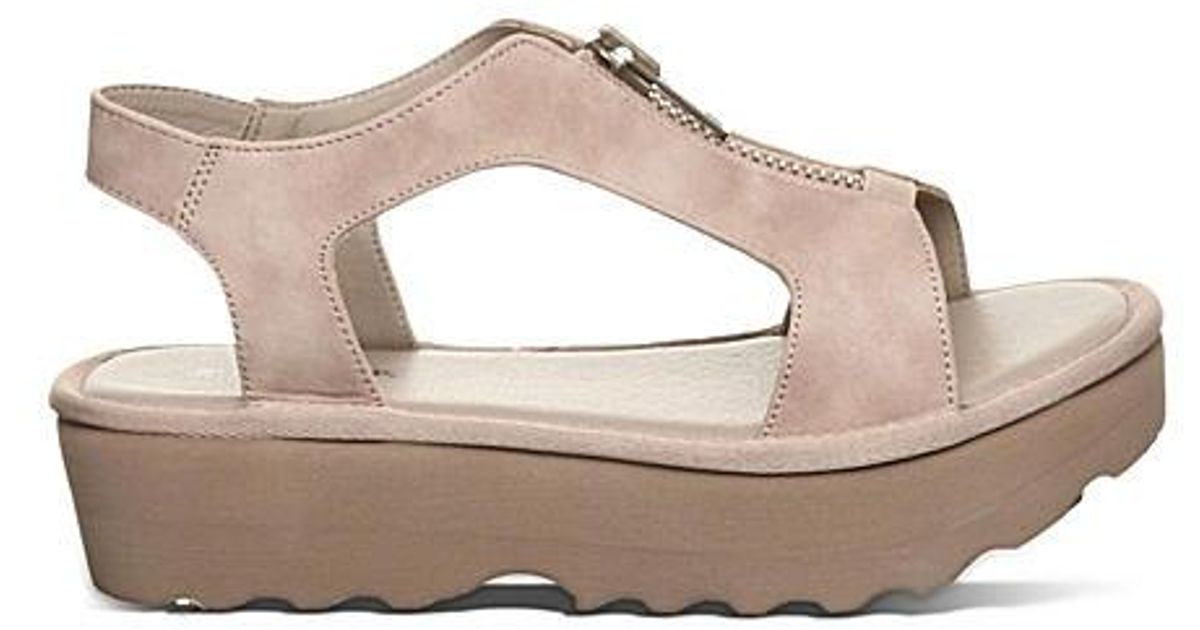 BEARPAW Venice Platform Sandal in Brown | Lyst