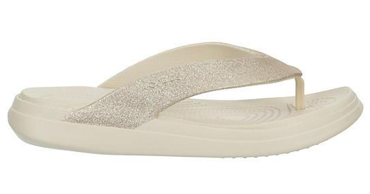 Crocs™ Getaway Low Flip Flop Sandal in Black | Lyst