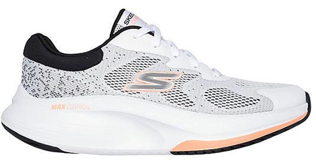 Skechers Go Walk Max Walker Vea Running Shoe in Black | Lyst