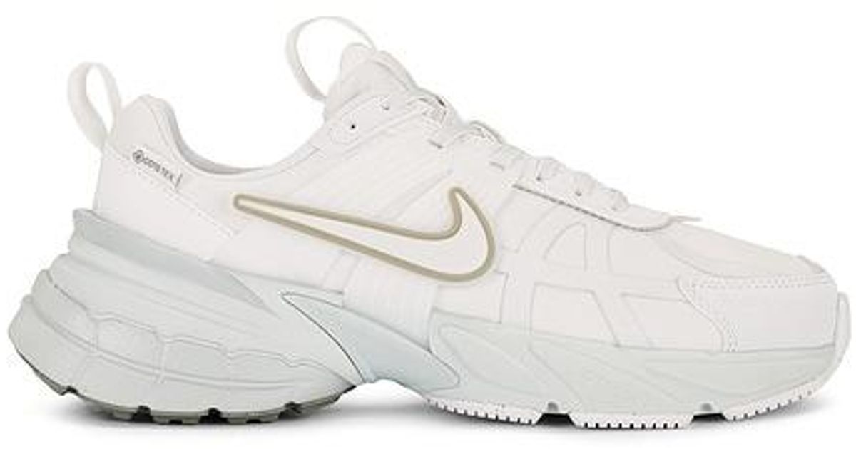 Nike V2K Run Gtx Sneaker in White | Lyst