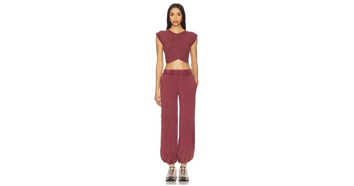 Free People X Fp Movement Hot Shot Crossover Set in Red | Lyst