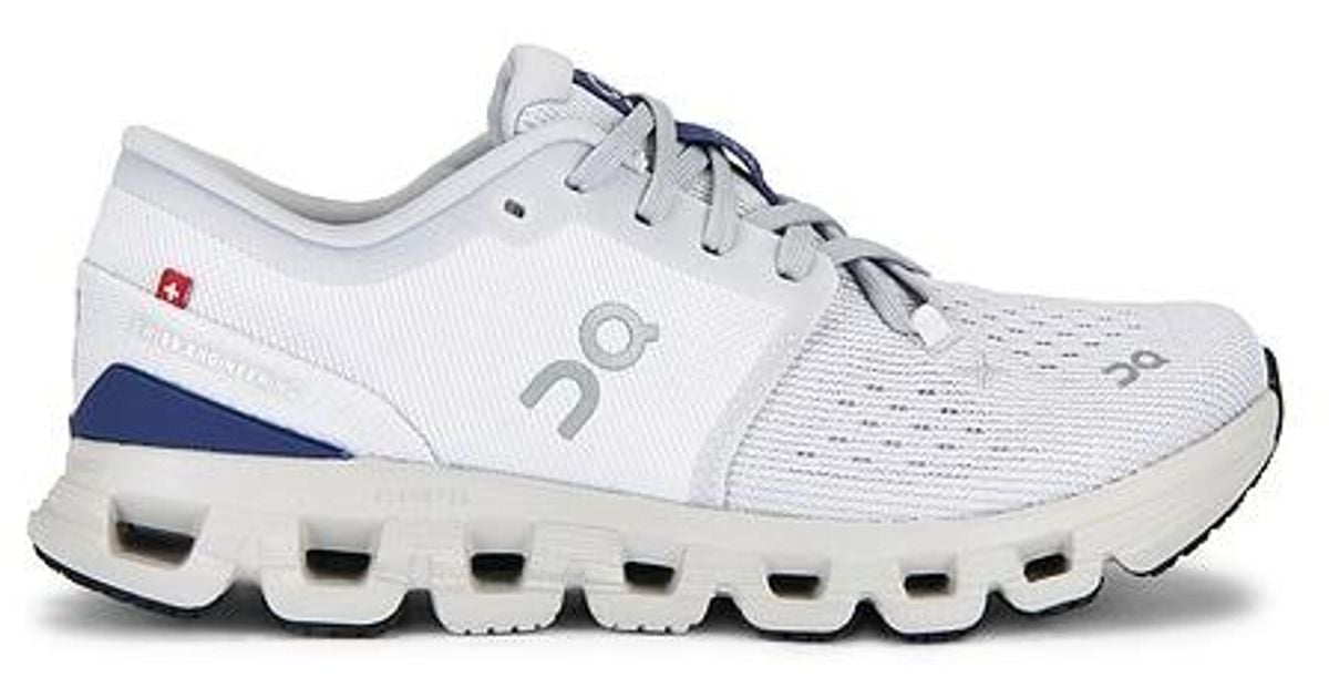 On Shoes Cloud X 4 Sneaker in White | Lyst