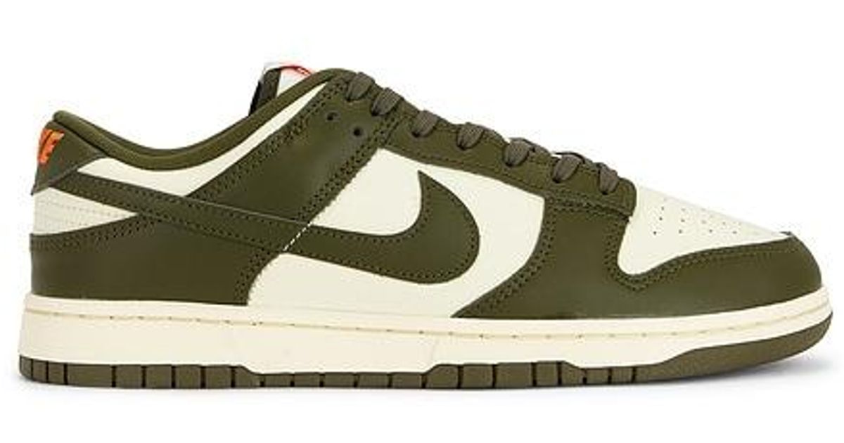 Nike Dunk Low Retro Sneakers in Green for Men | Lyst