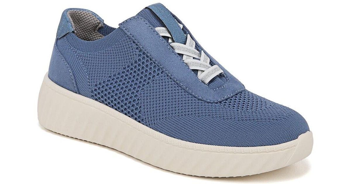 Bzees Wanderer Sneaker in Blue | Lyst