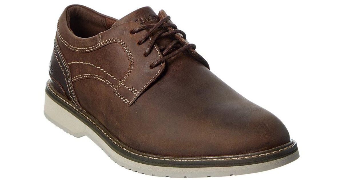 Clarks Monahan Plain Leather Oxford in Brown for Men | Lyst UK