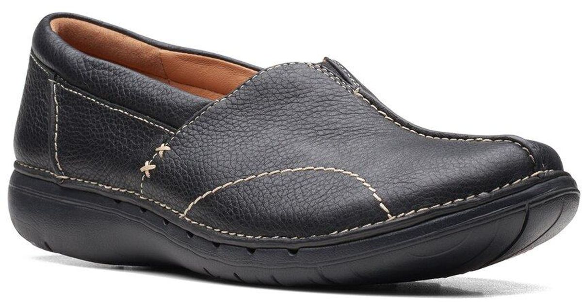 Clarks Un Loop Stride Leather Flat in Black | Lyst