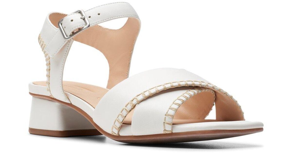 Clarks Serina35 Cross Leather Sandal in Metallic | Lyst