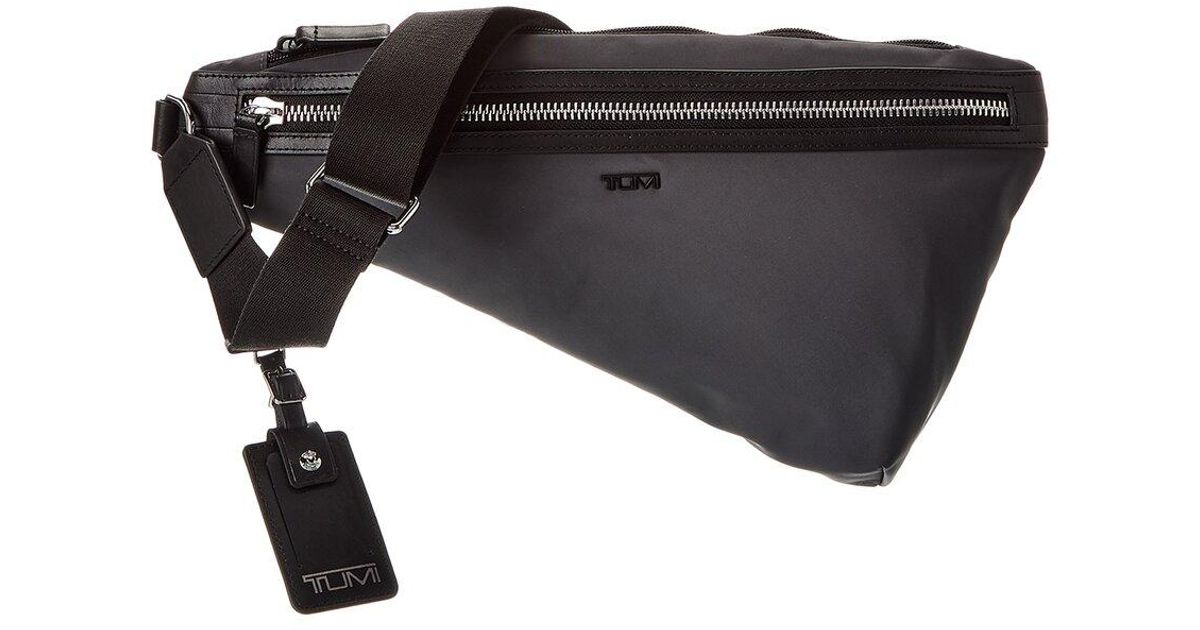 Tumi Bricklen Large Sling in Black | Lyst