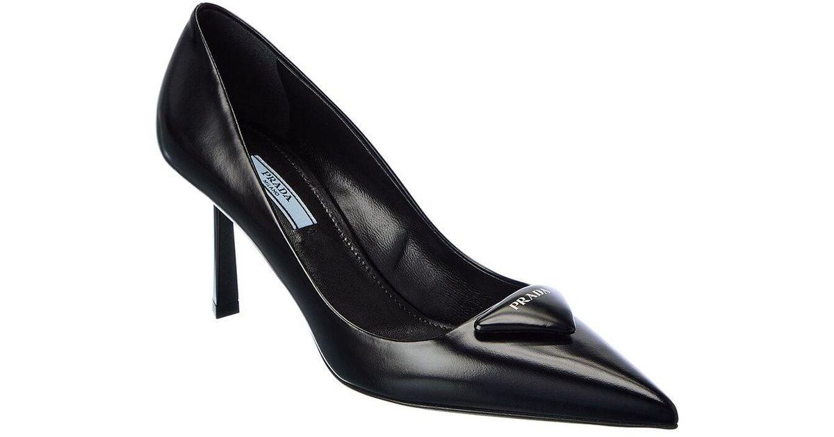 Prada Logo Leather Pointy-Toe Pump in Black | Lyst UK
