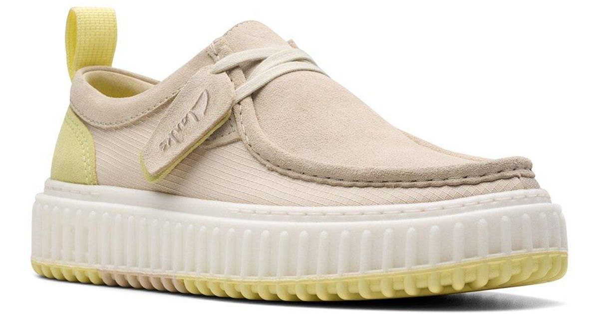Clarks Torlite Lo Suede Shoe in White for Men | Lyst
