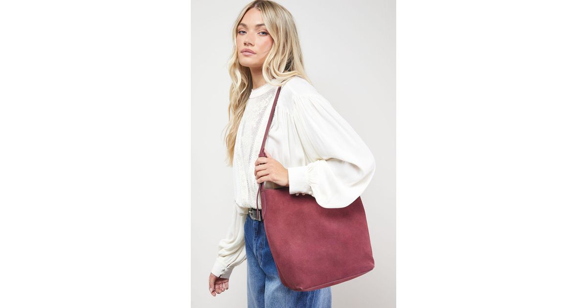 Oasis Lilah Suede Slouch Bag in Red | Lyst UK